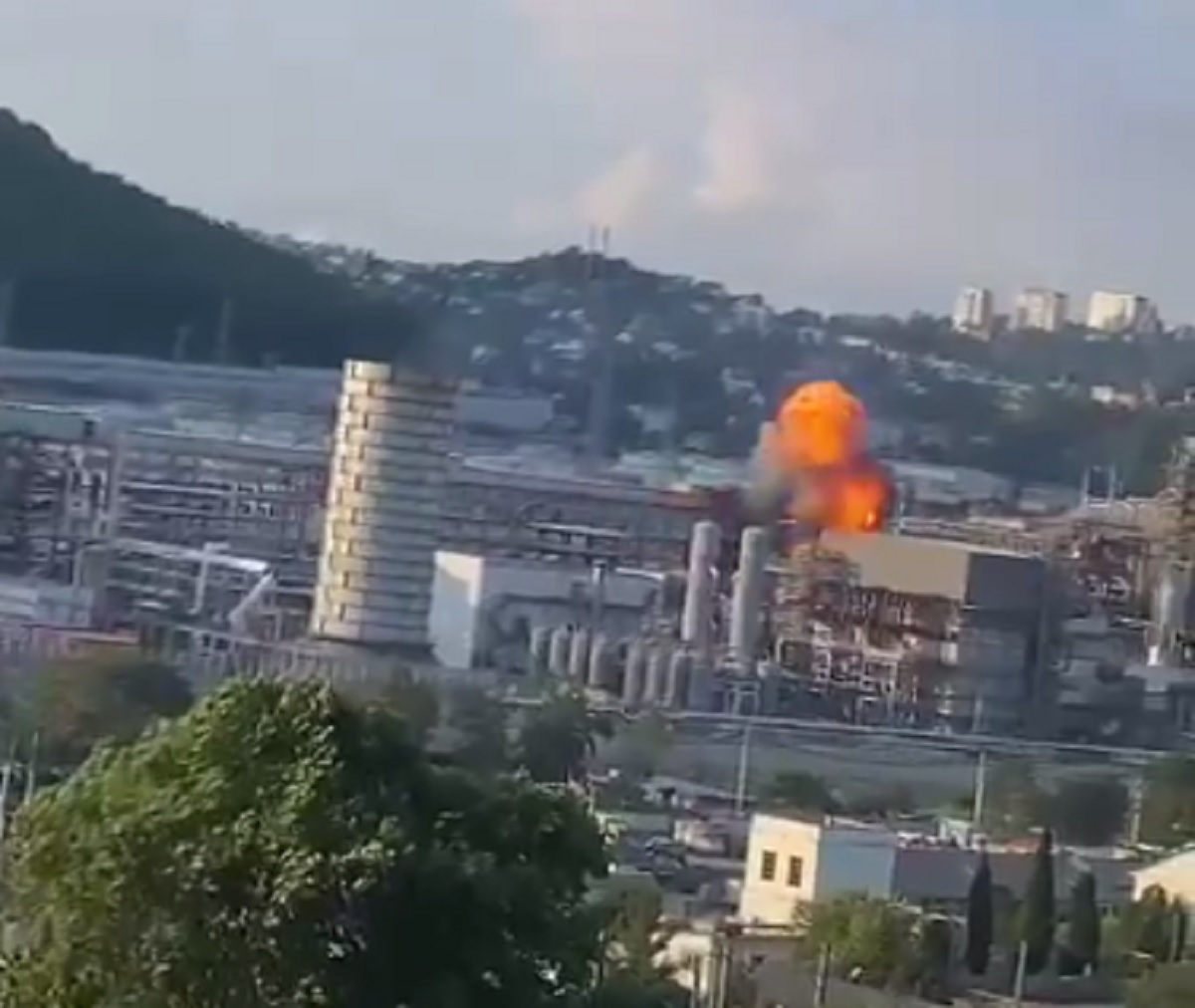 Кадры атаки дрона «Лютый» на Туапсе сняли очевидцы